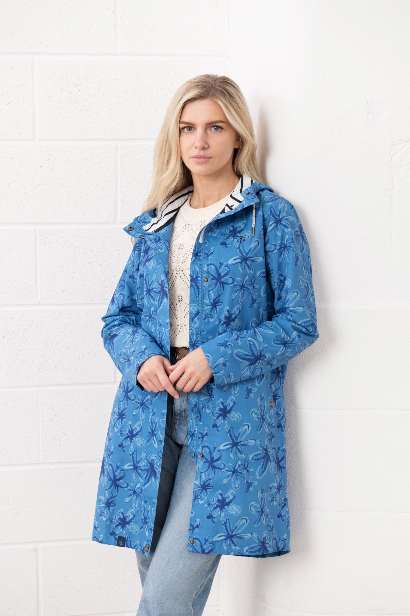 Beachcomber Long Jacket. Lightweight Waterproof Jacket | Lighthouse