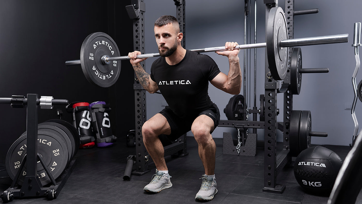 Power Rack for Rental Apartment 2026: drill-free, space-saving & quiet