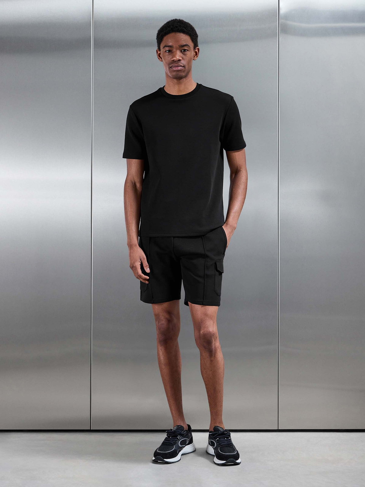 Everyday Luxe Cargo Short in Black | ARNE UK