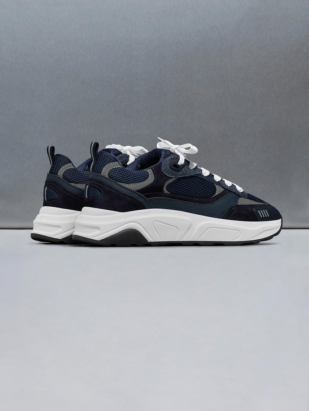 Flow Runner in Navy | ARNE UK