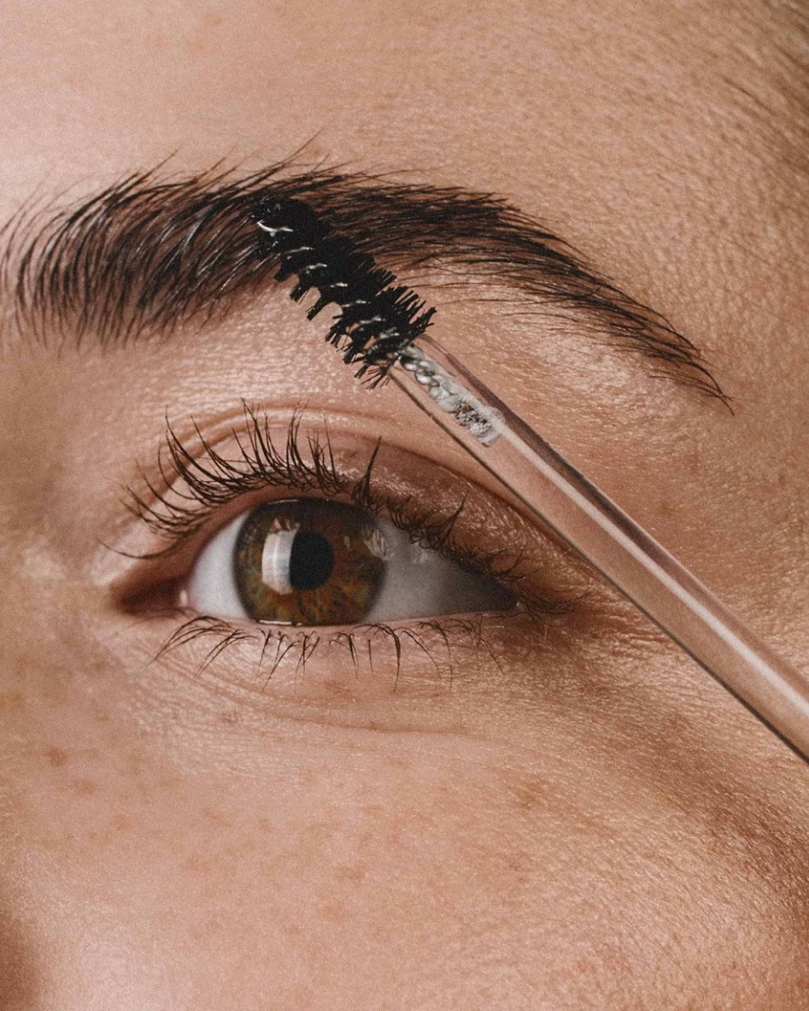 Brow and Lash Booster: Clear | MÁDARA